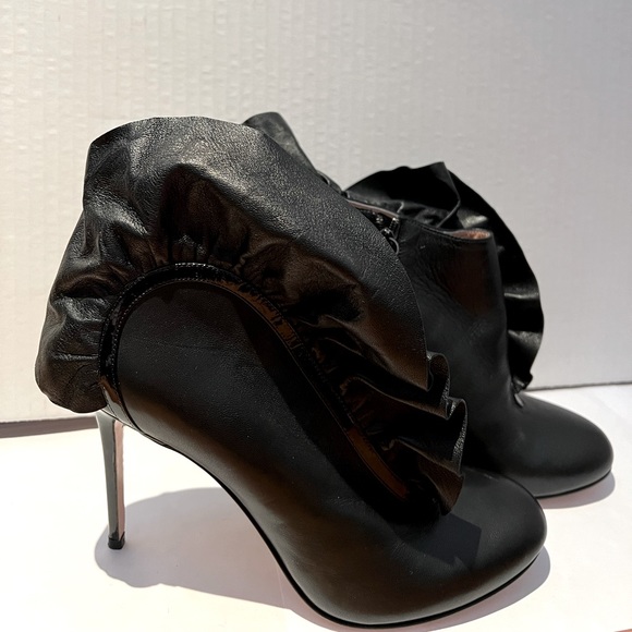 Viktor & Rolf | Shoes | Viktor Rolf Ankle Booties On A Heel Brand New ...